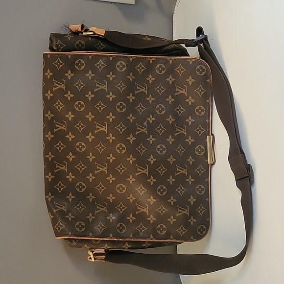Louis Vuitton | Bags | Genuine Louis Vuitton Laptop Bag Brown Tan Logo ...